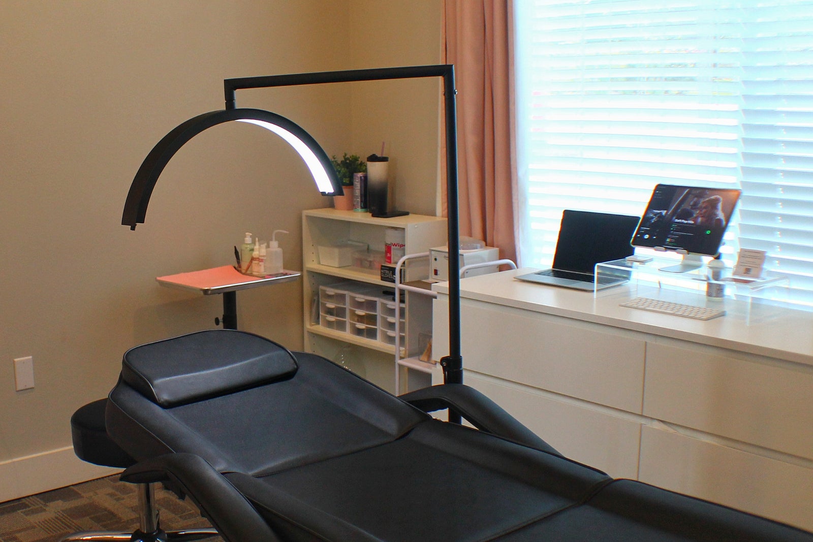 Home | The Beauty Room